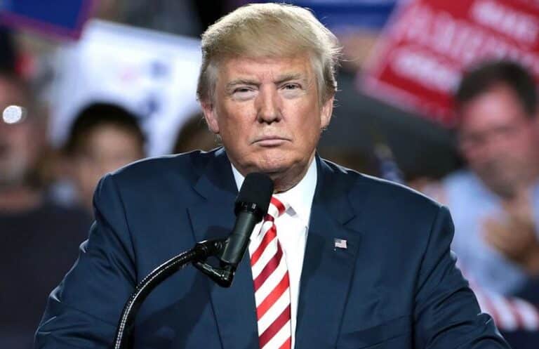 Kentucky Senator Robin Webb Switches from Democratic to Republican ...