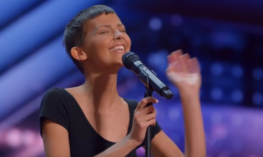 Tear-jerking moment Simon Cowell gave Nightbirde's original song the ...