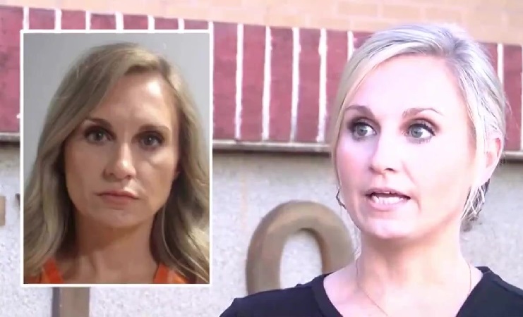 Female Mayor resigns, accused of sleeping with juvenile